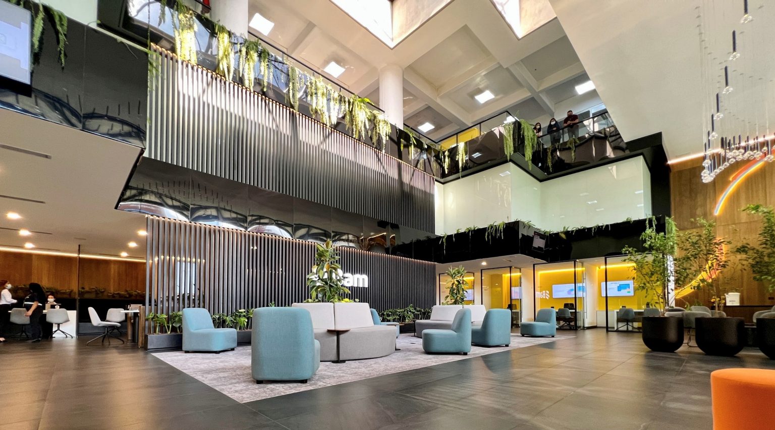 Bam inaugura su renovada, innovadora y cercana