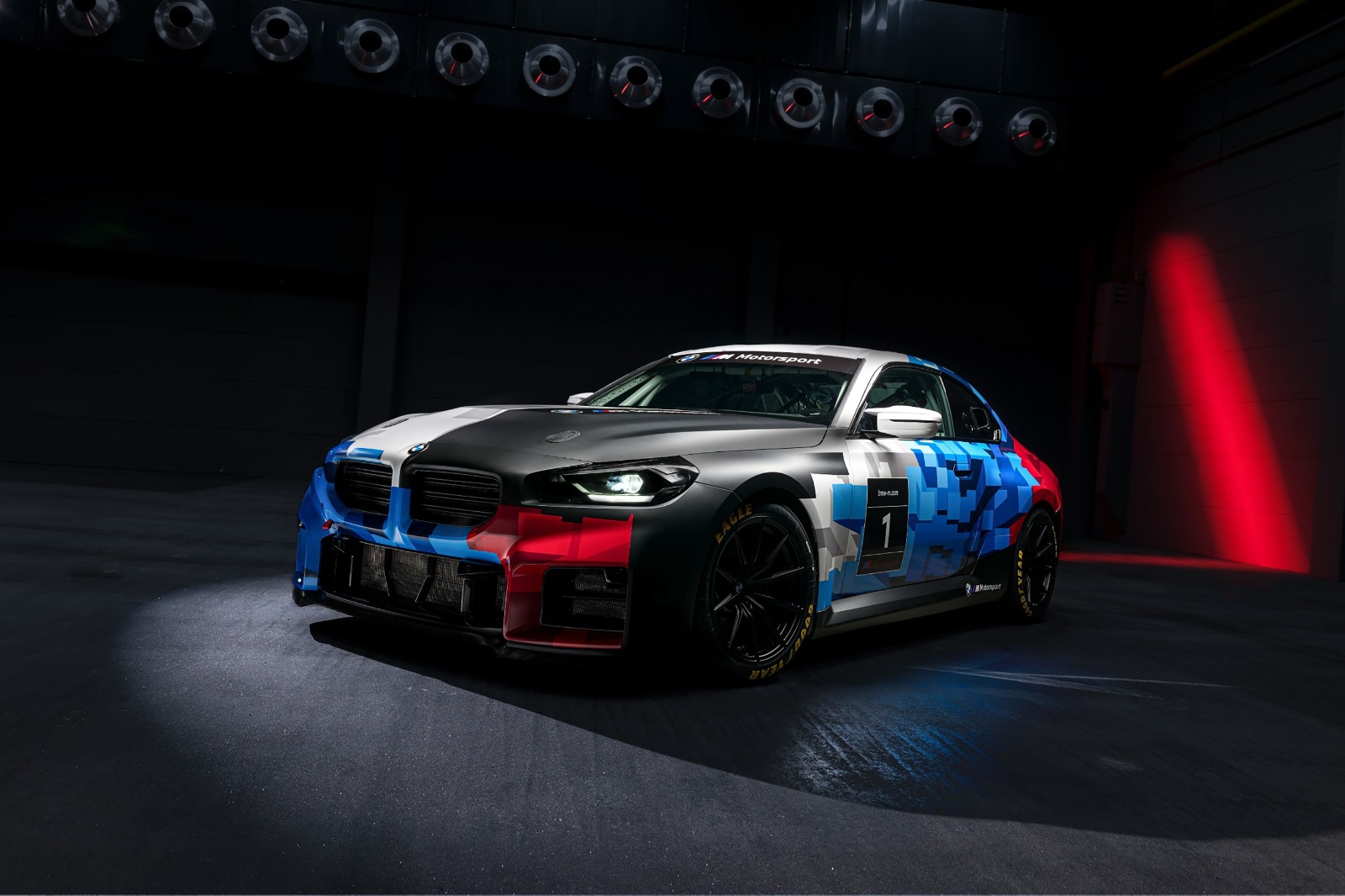 El nuevo modelo de entrada: BMW M Motorsport presenta el BMW M2 Racing
